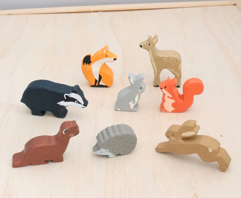 Tender Leaf Woodland Fallow Deer Wooden Figurine – Imagine If