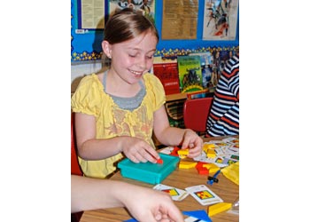 ThinkFun Shape by Shape Game – Imagine If